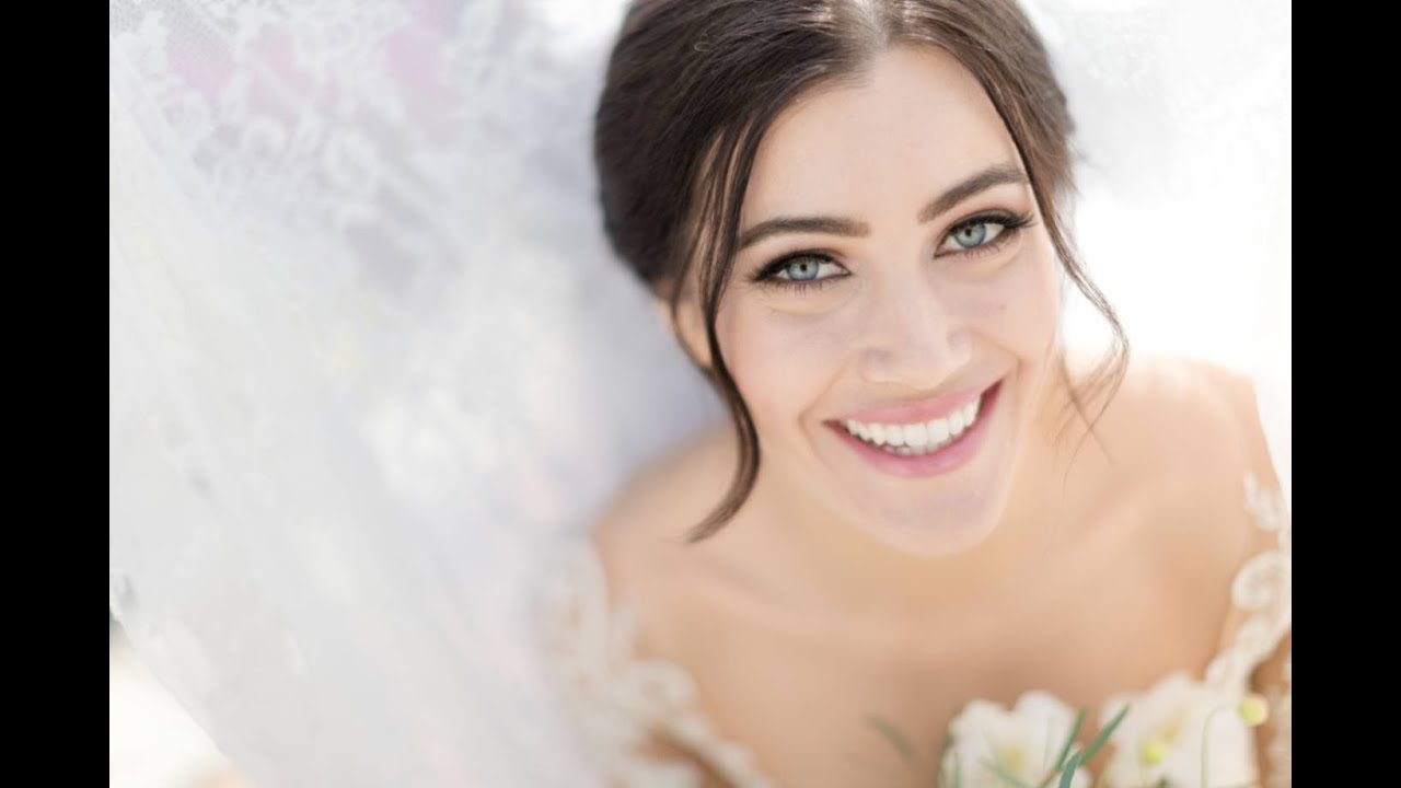 Photographing a Bride in Midday Sun - YouTube