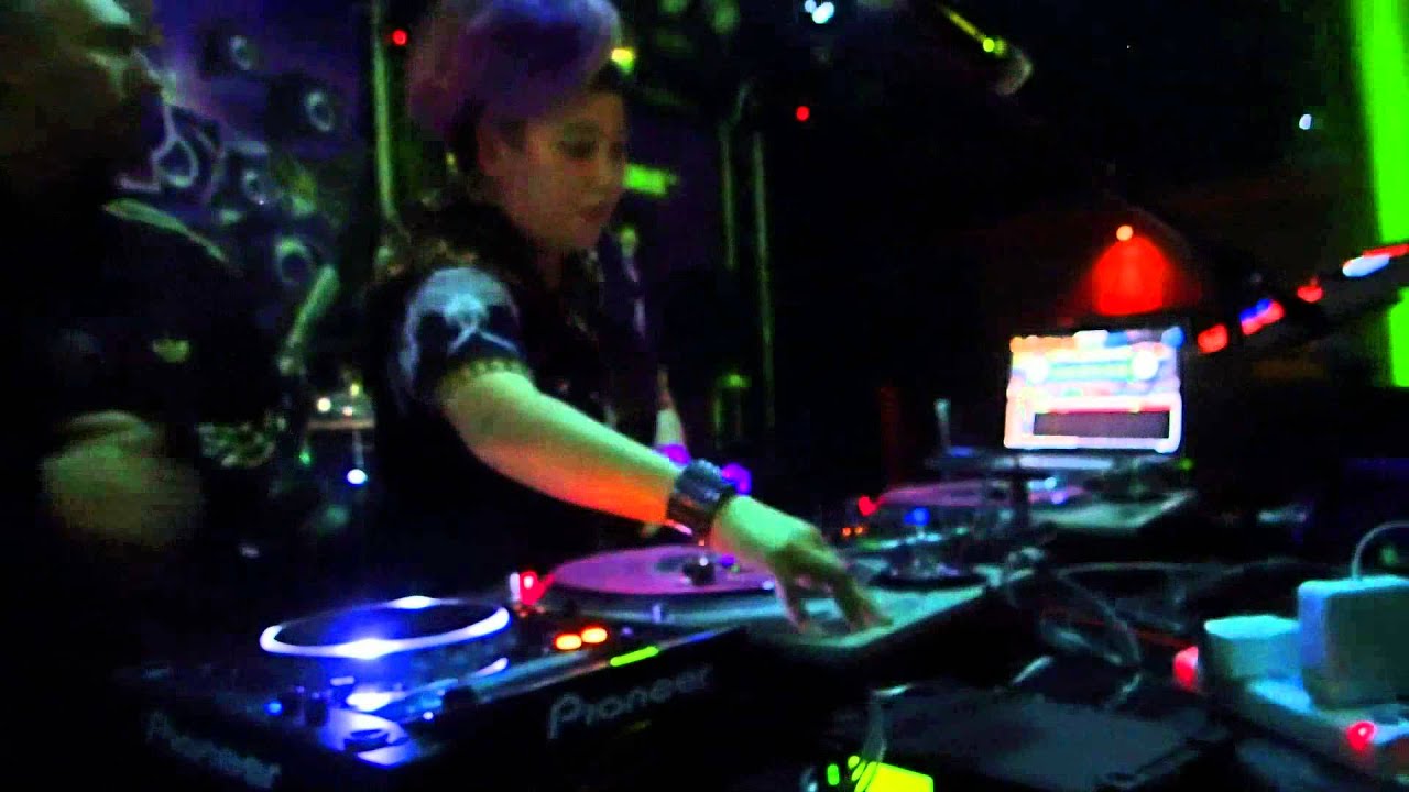 DJ Noodles 麵麵-XPlay event at KK, Malaysia - YouTube