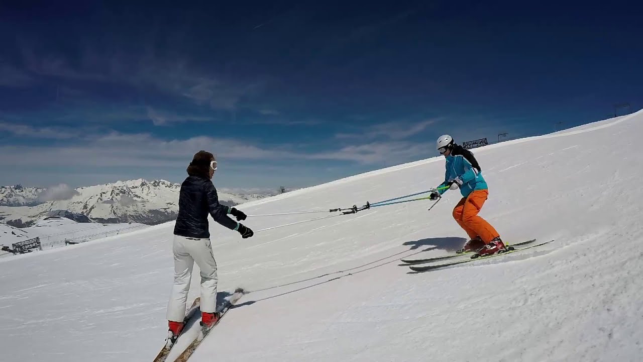 Short turns in pair exercise for expert skier - YouTube