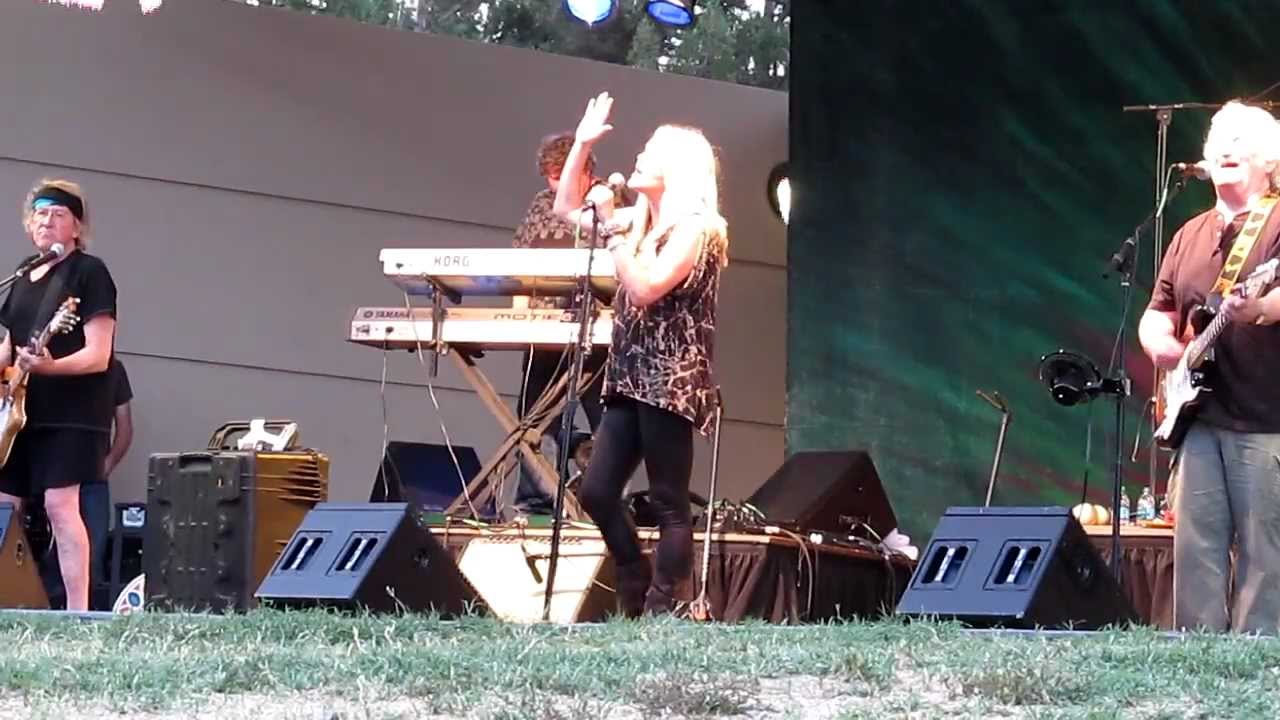 Jefferson Starship Live 2012 - Miracles - YouTube