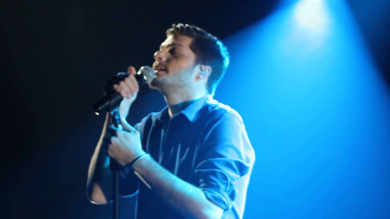 Loucas Yiorkas/Λουκας Γιωρκας, δεν τελειωσαμε, Barbarella 2014 - YouTube