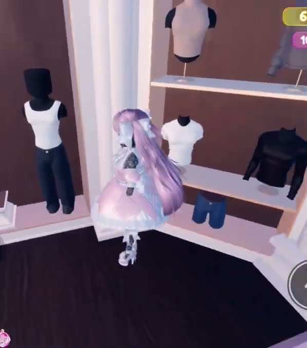 Trolling as a mannequin in DTI - YouTube