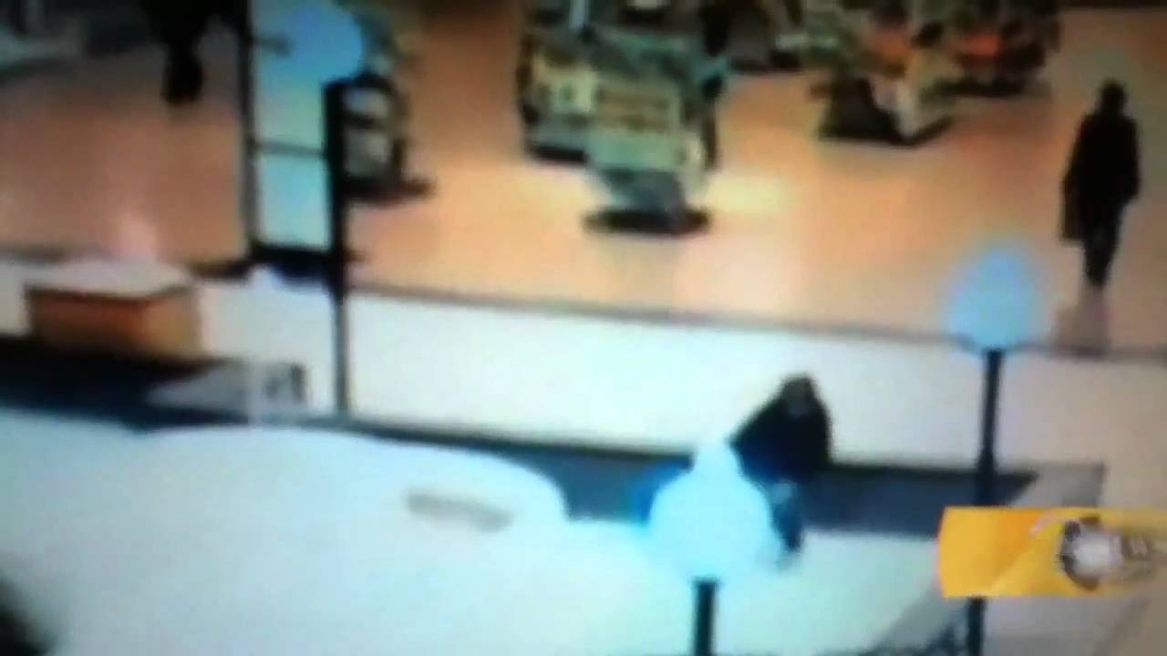 Lady Falling Into Fountain Whit Texting - YouTube