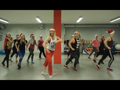 Christmas Zumba - Ay ay ay it's Christmas by Ricky Martin - YouTube
