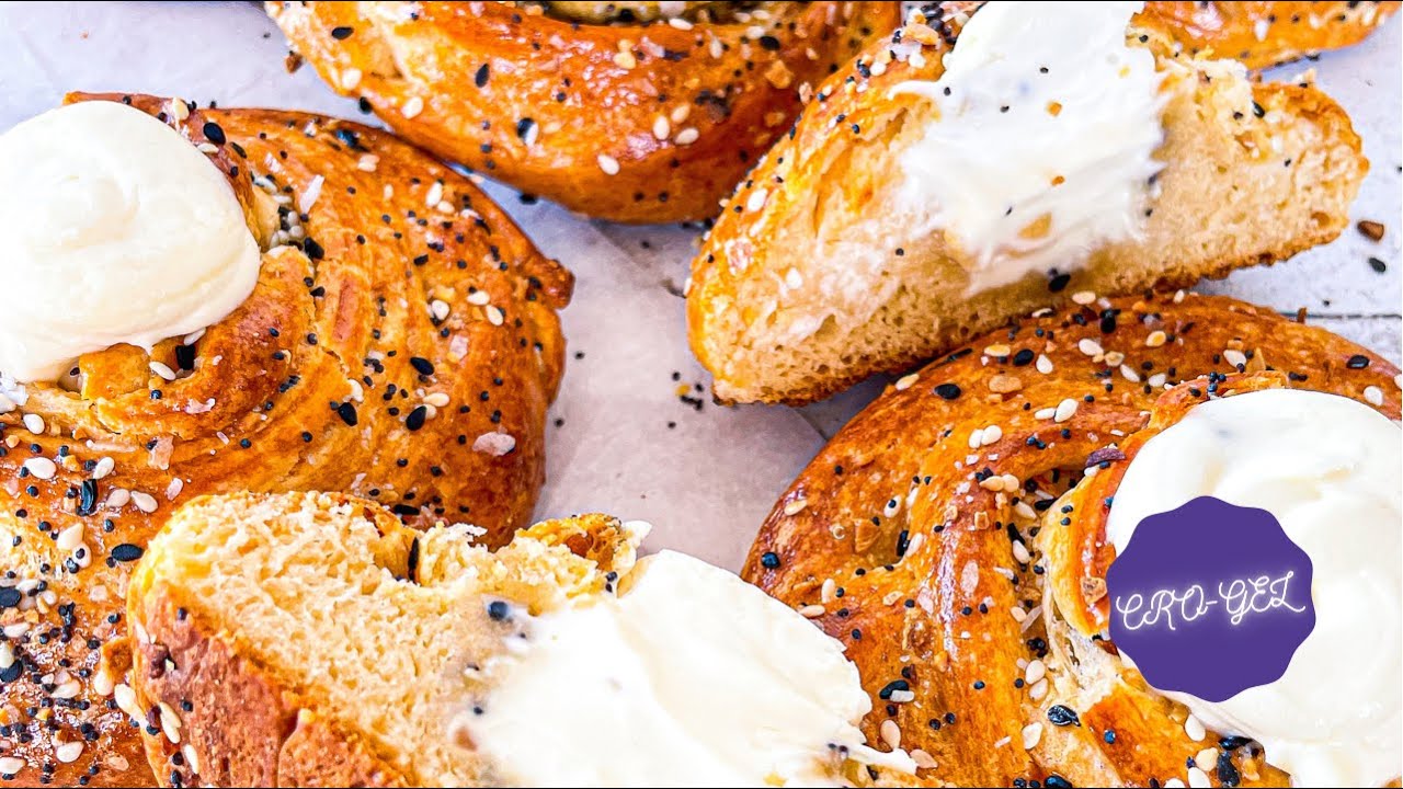 CROGEL -everything seasoning bagel cream cheese filled croissant- 3 ...