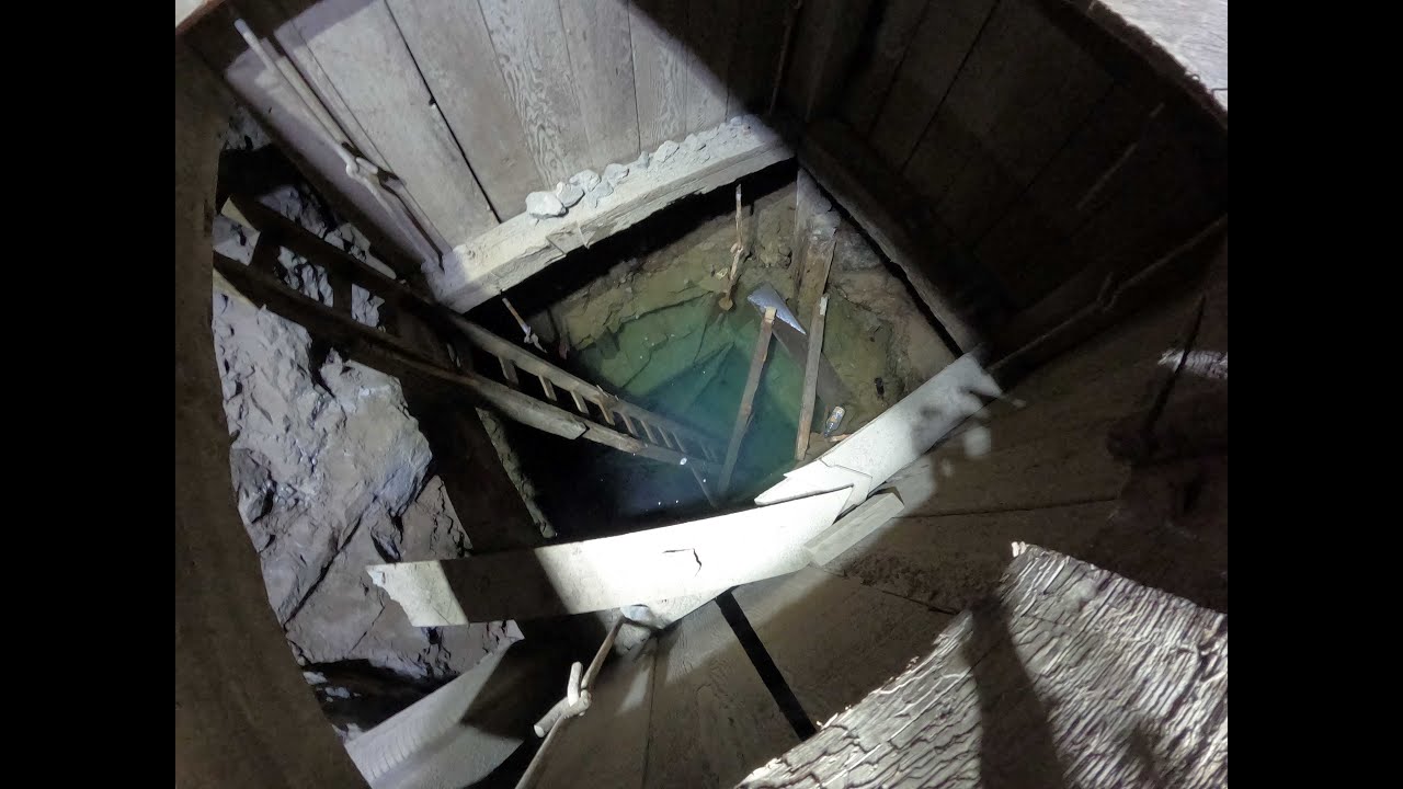 GOPRO Dropped down flooded shaft - YouTube