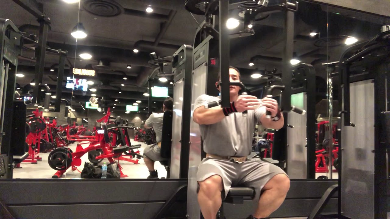 Chest workout-Butterfly Chest Fly Machine😎💪💪💪 - YouTube