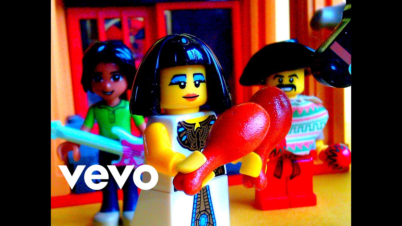 Katy Perry - Dark Horse LEGO PARODY! - YouTube