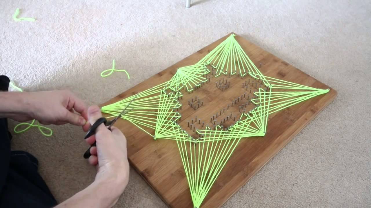 How to Make A Retro String Picture! - space invaders picture made from ...