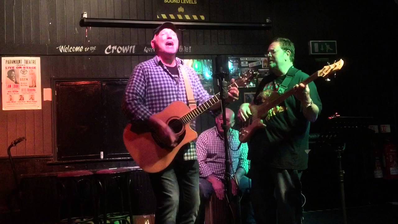 End of the line & Wake me up - Acoustic Cover (Mark Mudge) - YouTube