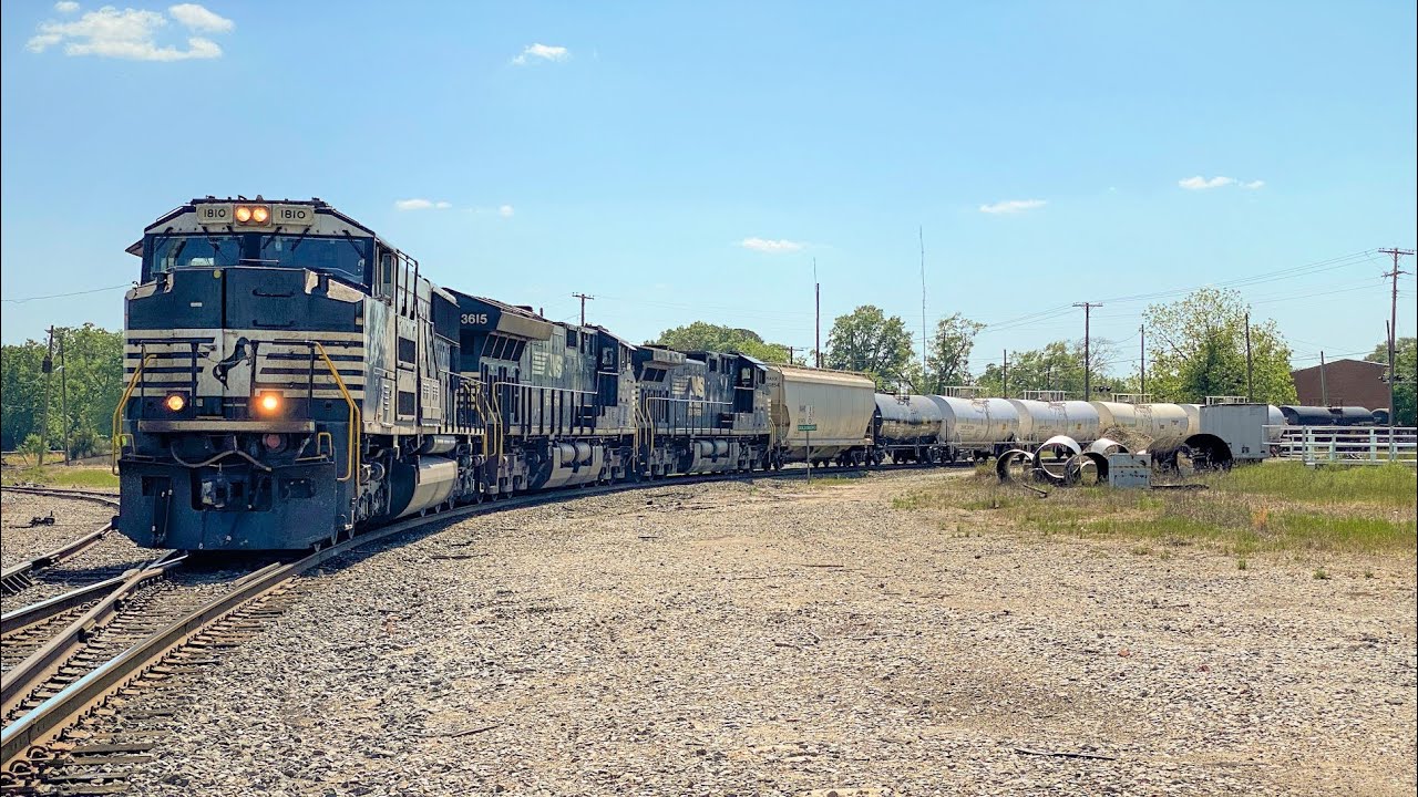 NS P98 w/ SD70ACC Stalls on the Hill in Goldsboro, NC! - YouTube