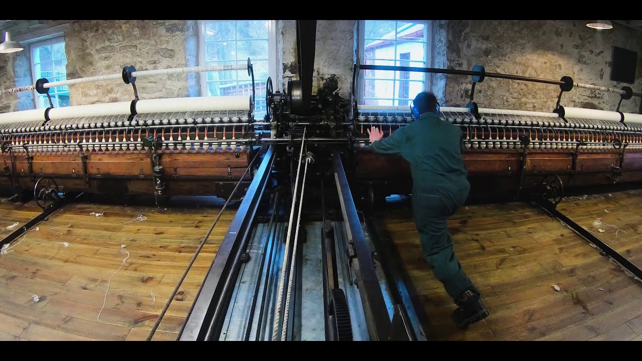 Knockando Woolmill - Spinning Mule Time-lapse - YouTube