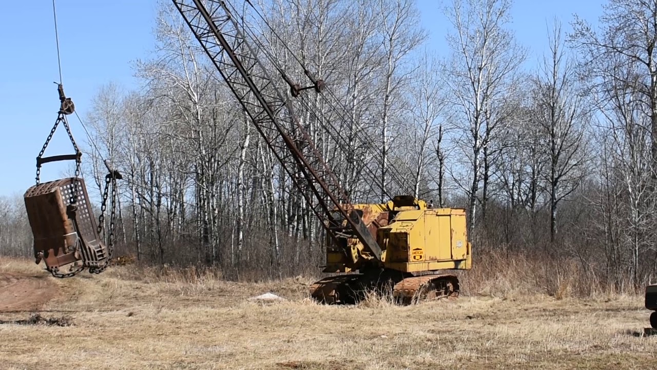 American 595 C Dragline, Approx 20' Boom, 1 12 Yard Bucket Video 2 ...