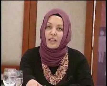 Baş örtülü kadınlar bildirisi, basın toplantısı.