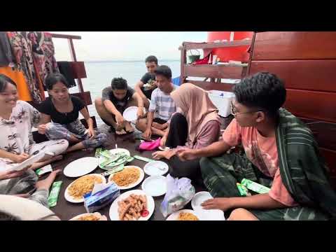 daily vlog (Hanifah Intan Aulia) XII-1 KUTAI