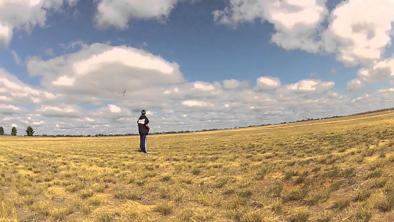 Jack Milsom Flying the 700 At SwanHill - YouTube