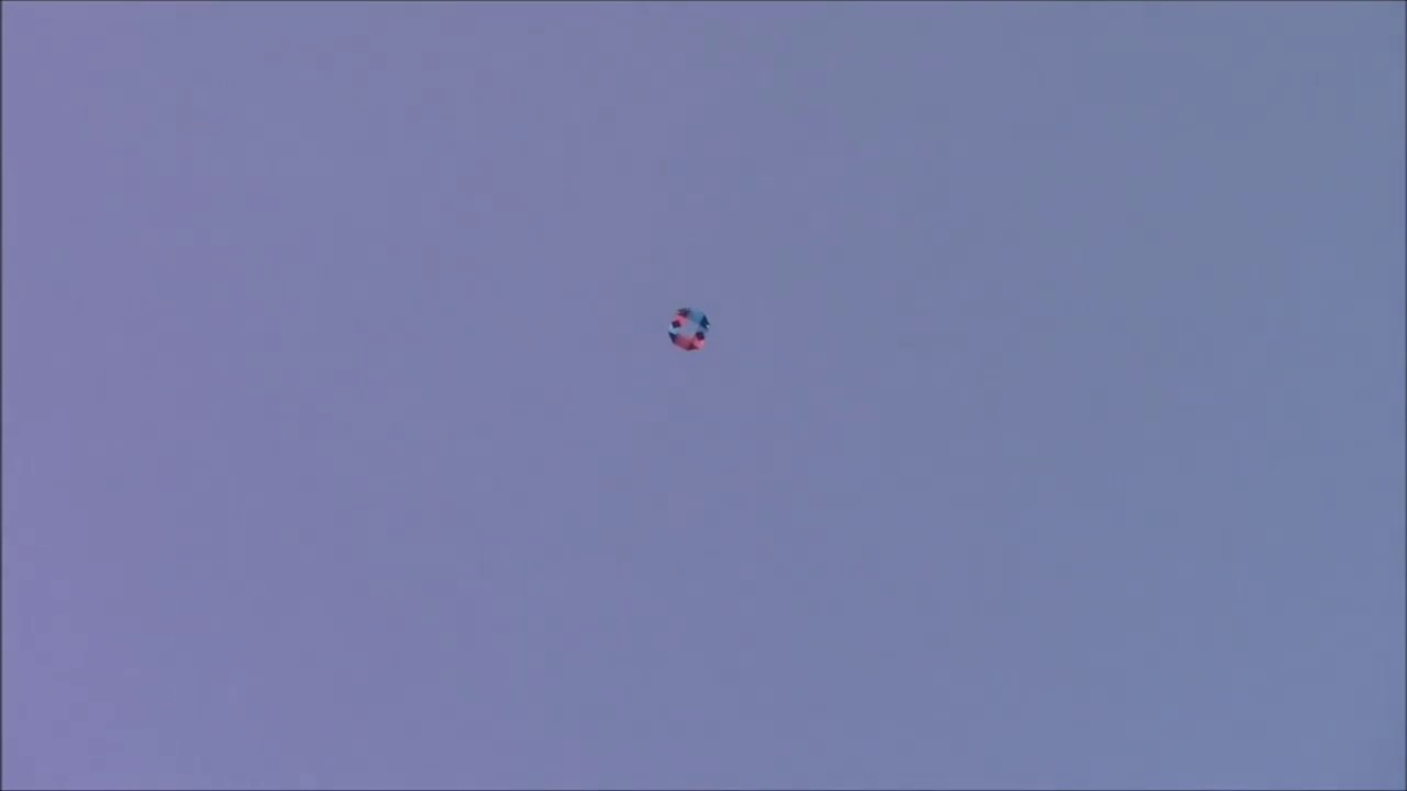 Cometa Octagonal / octagonal kite / /Piero David/ - YouTube