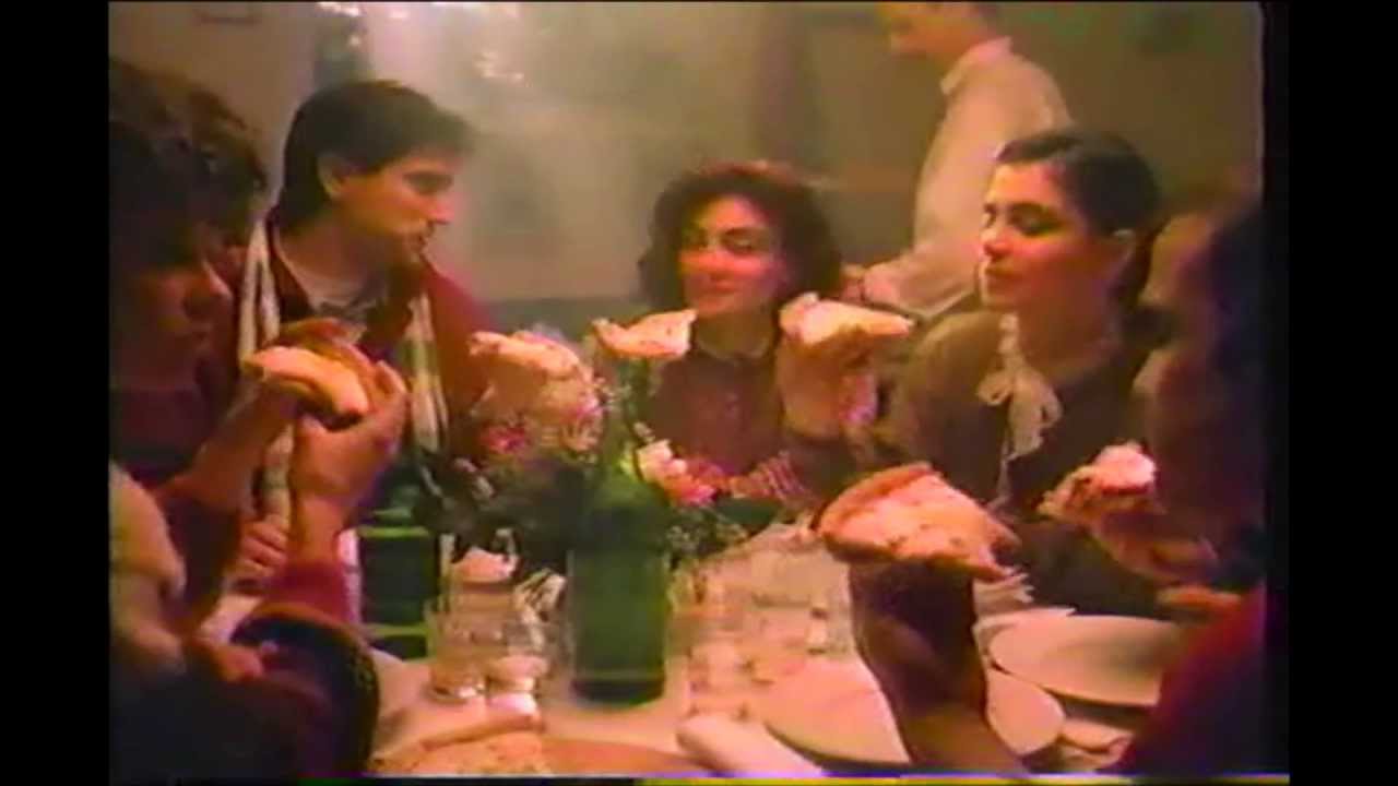 Pizza Hut's Priazzo Italian Pies Commercial - YouTube