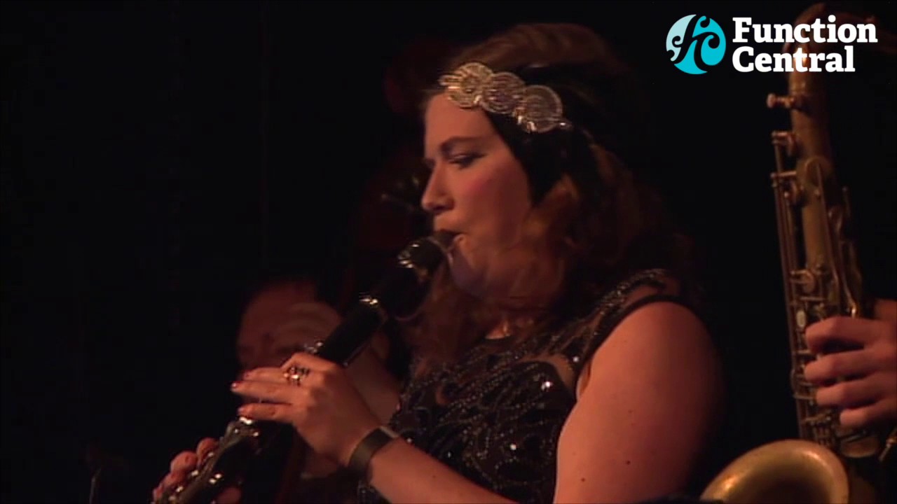 Bertie & The Spiffs - Crazy In Love | 1920s Swing Band | Hire from ...