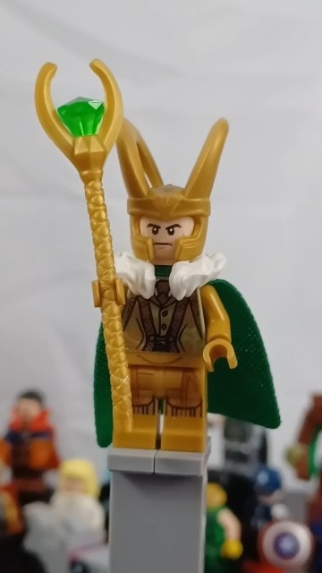 How to build Loki from Marvel Rivals in LEGO!!! #lego #marvelrivals # ...
