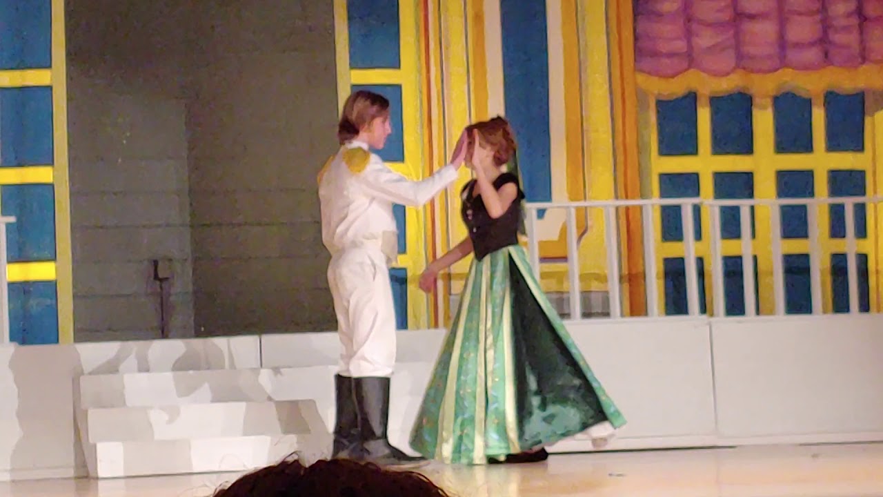 Frozen Jr., 3rd performance - YouTube