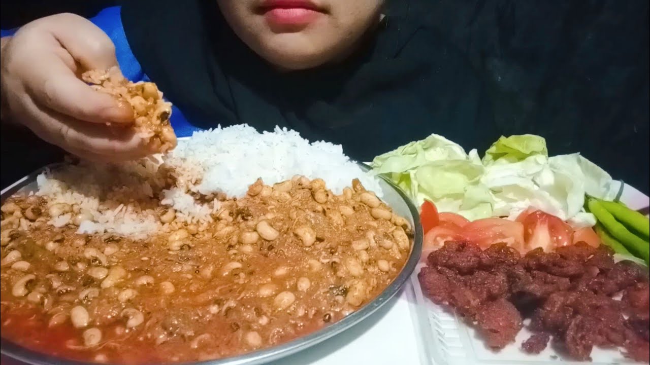 Eating 🔥 Lobia With Rice, prowns pakoda, salad (simple food eating ...