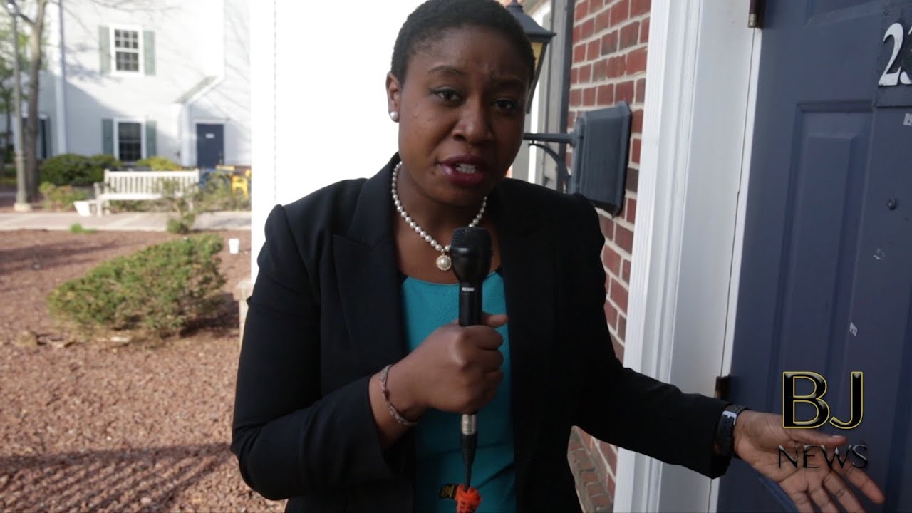 The Return of Barbra Jackson: News Reporter Extraordinaire - YouTube