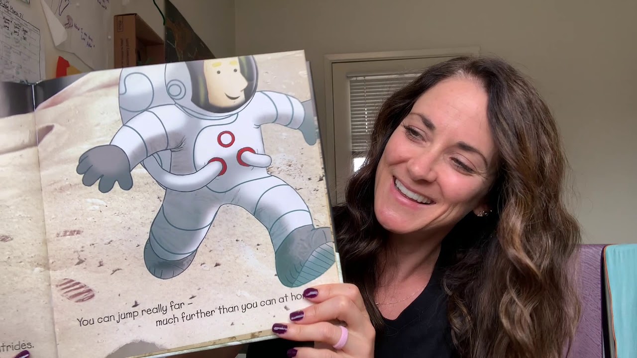 Caitlin reading On The Moon. - YouTube