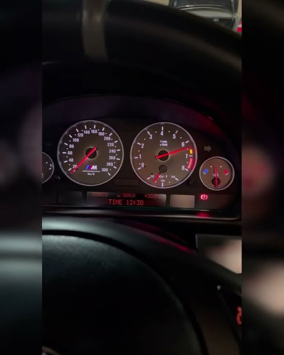 Cluster customs e39 - YouTube