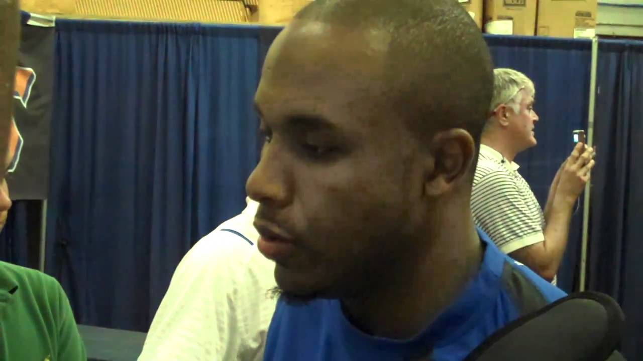Ronnie Sneed on UK v. Florida football - 9/25/2010 - YouTube