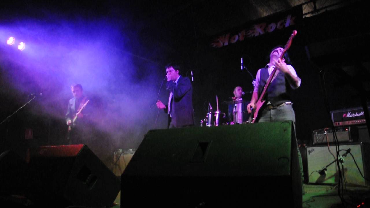 Riot in Cell Block Number Nine - Stupiditos - YouTube