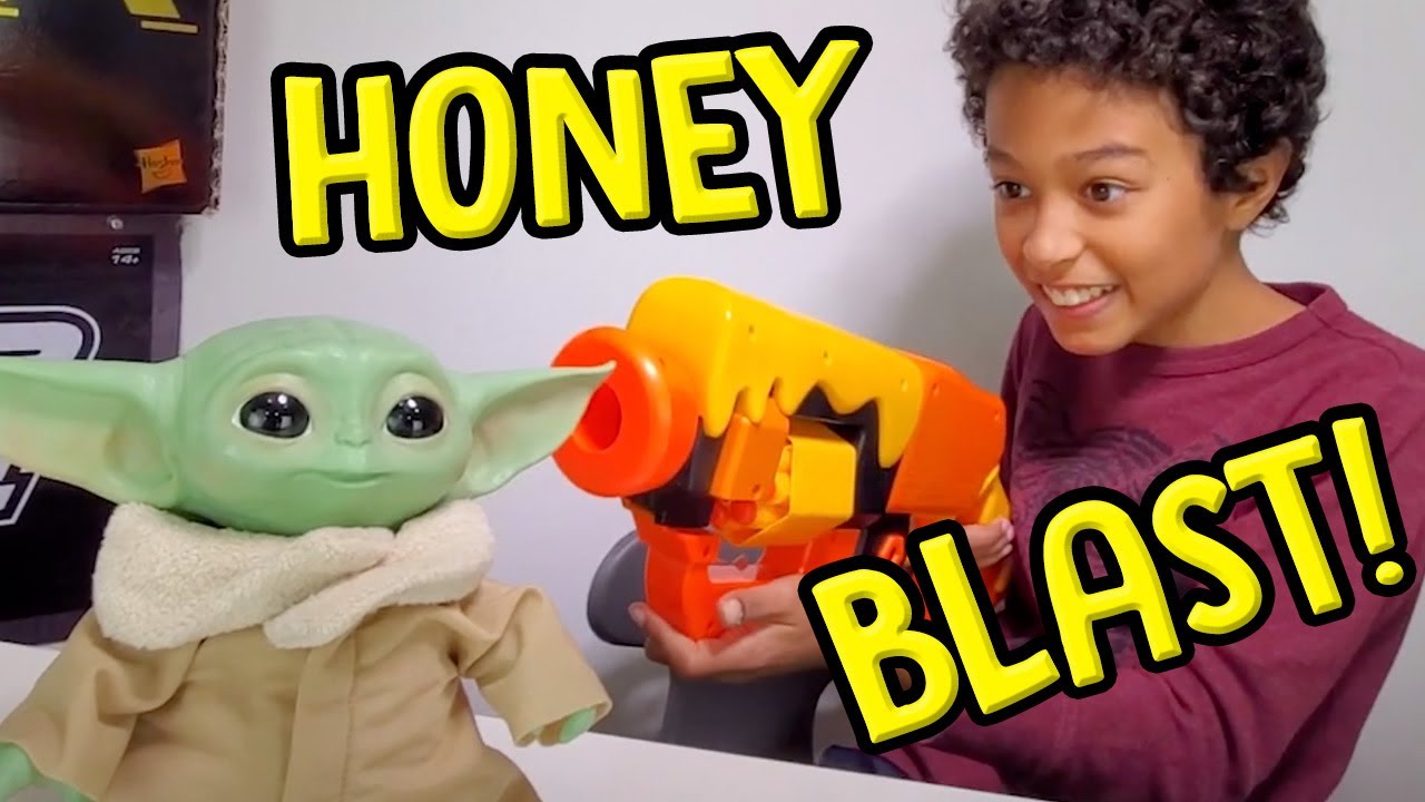 Nerf ROBLOX Adopt Me! Bees! BLASTER REVIEW! - YouTube