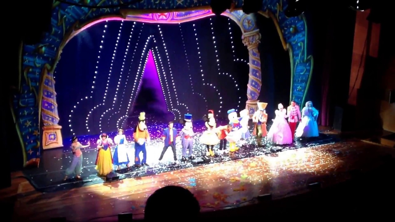 Mickey Mouse Magic Show | KLCC Convention Centre - YouTube