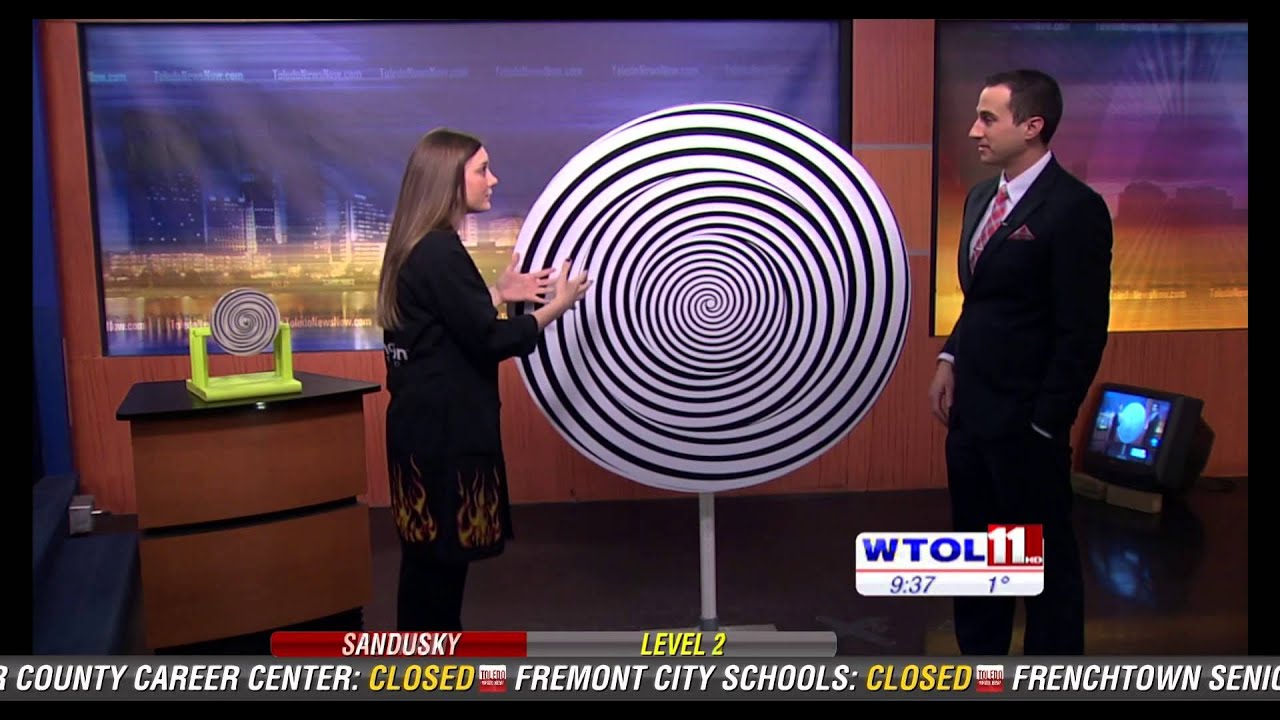 Tri Zonal Warper - A Mind Bending Illusion - YouTube