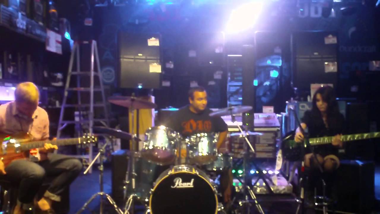Rockshow Express - Guitar Center Phoenix - 7/22/14 - YouTube