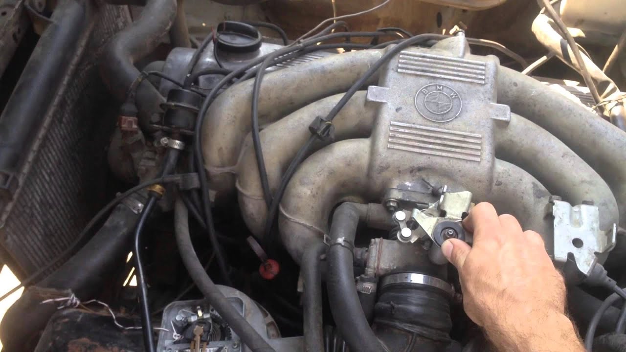 M20B20 jtronik bmw E30 - YouTube