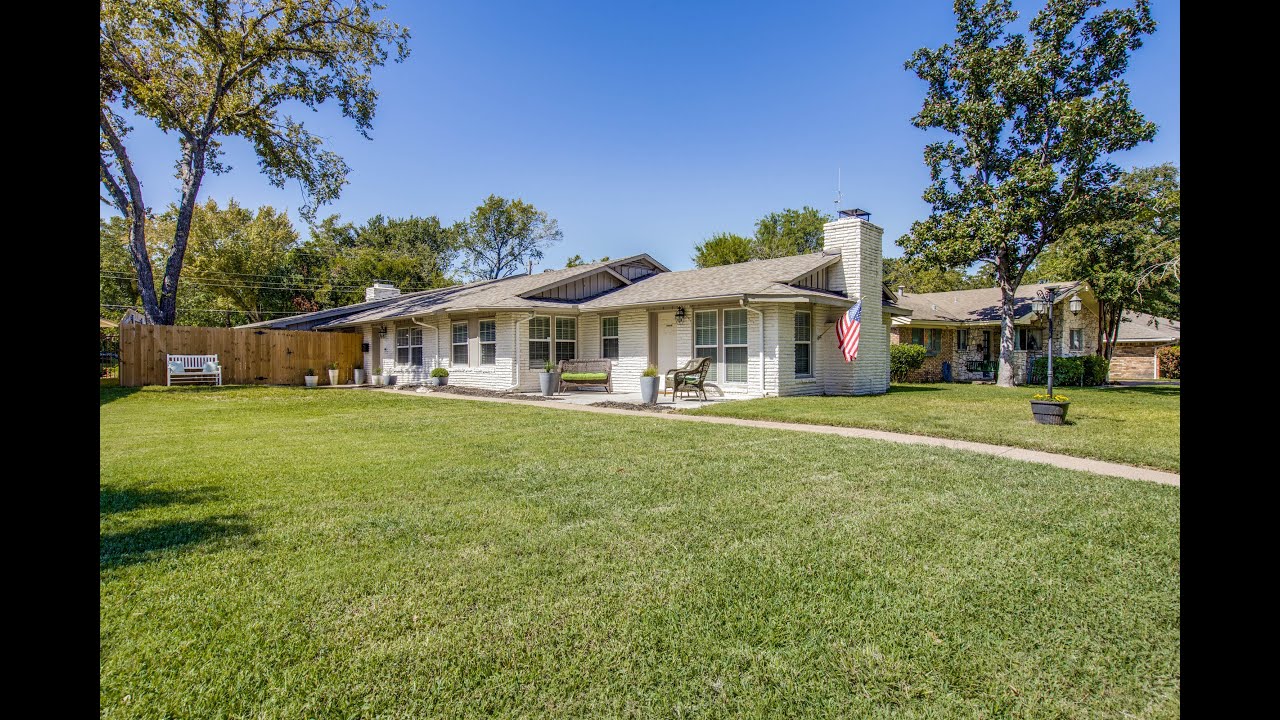 1709 Esquire Pl, Grand Prairie, TX 75050 | Rhonda Walden - YouTube
