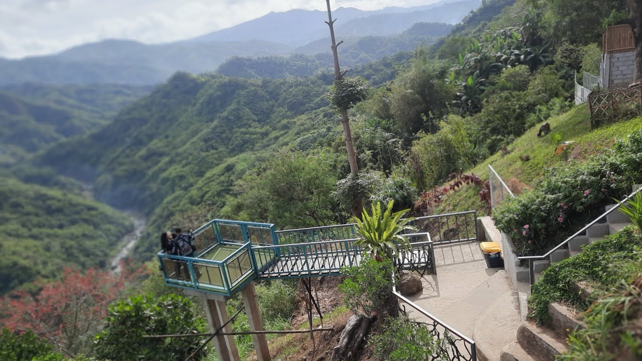 lakad Ala Dora!!!! @CASA PEREGRINE in San Mateo rizal - YouTube