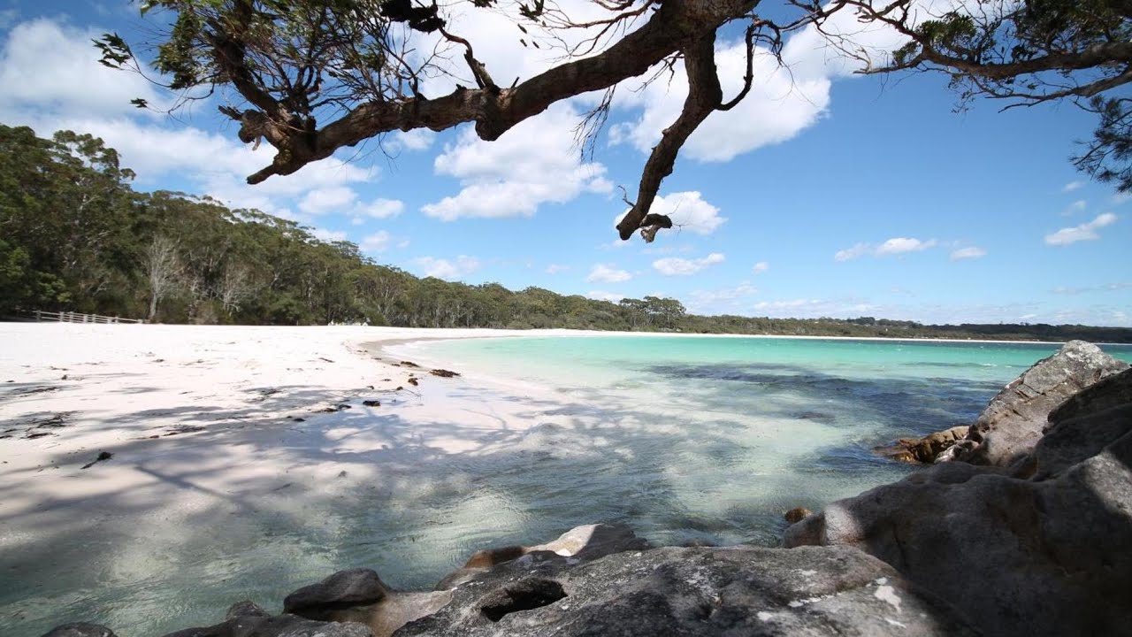 The Edgewater Bed & Breakfast, Jervis Bay, Australia - YouTube