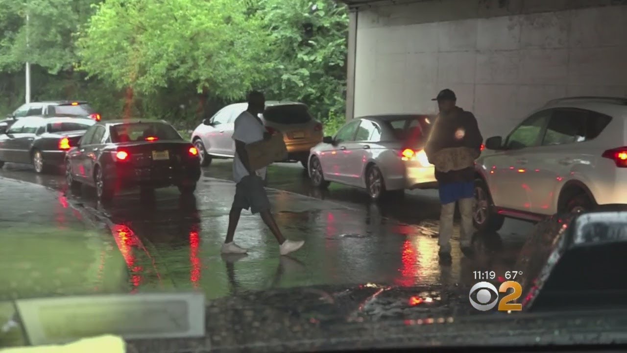 Aggressive Panhandlers Putting Drivers At Risks - YouTube