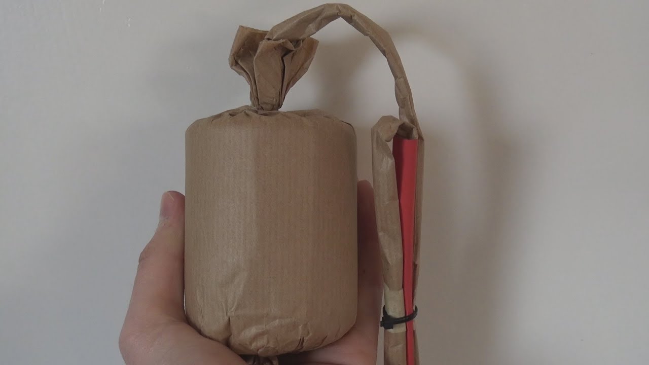 3'' Cylinder salute shell | uit Polen - YouTube