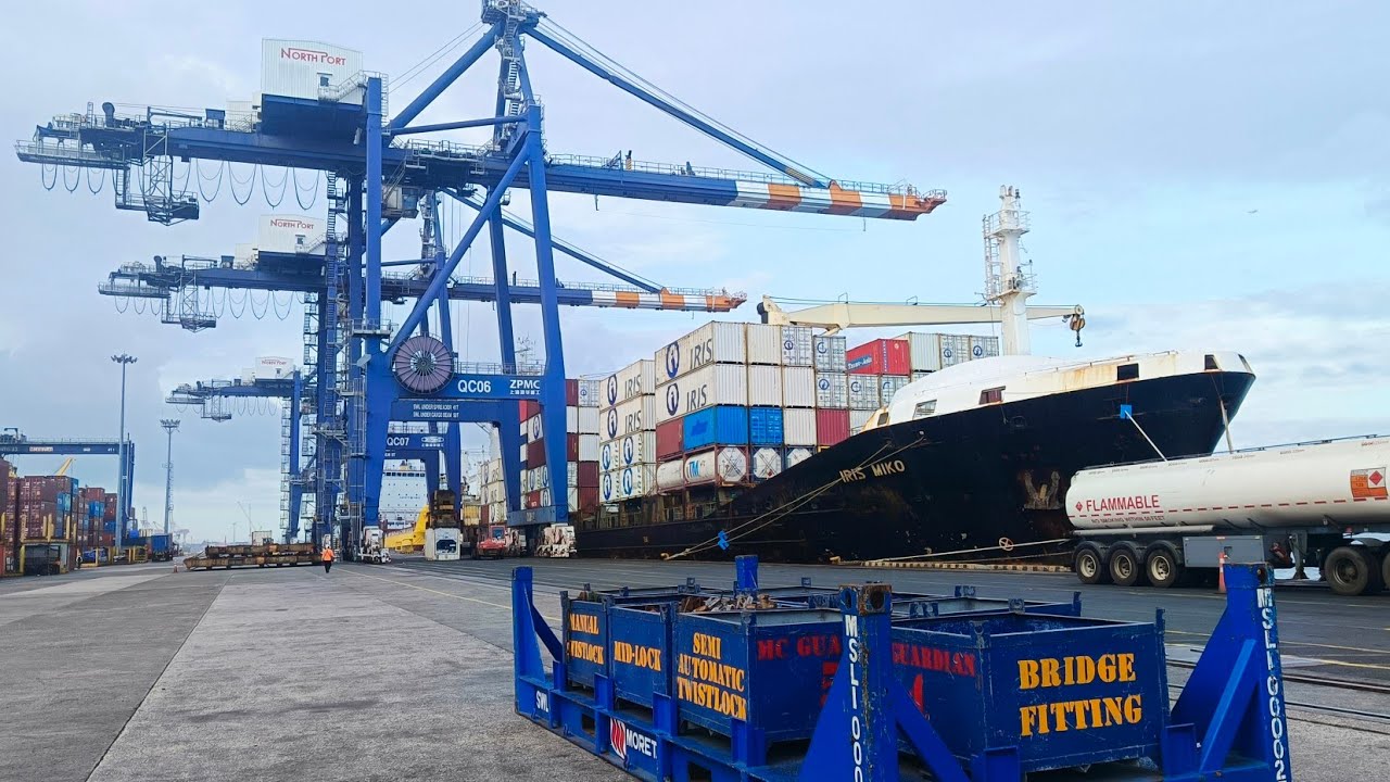Iris Miko Starts Loading Before Accommodation Deck - YouTube