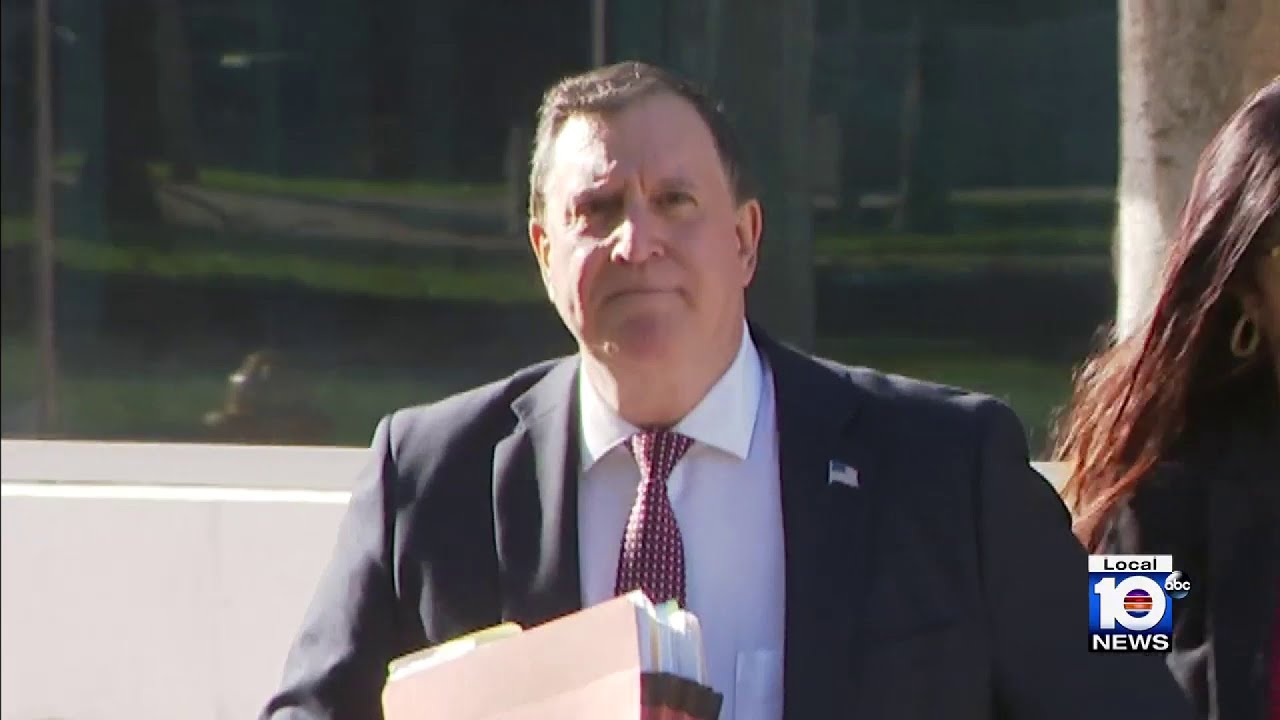 Commissioner Joe Carollo accuses witnesses of lying - YouTube