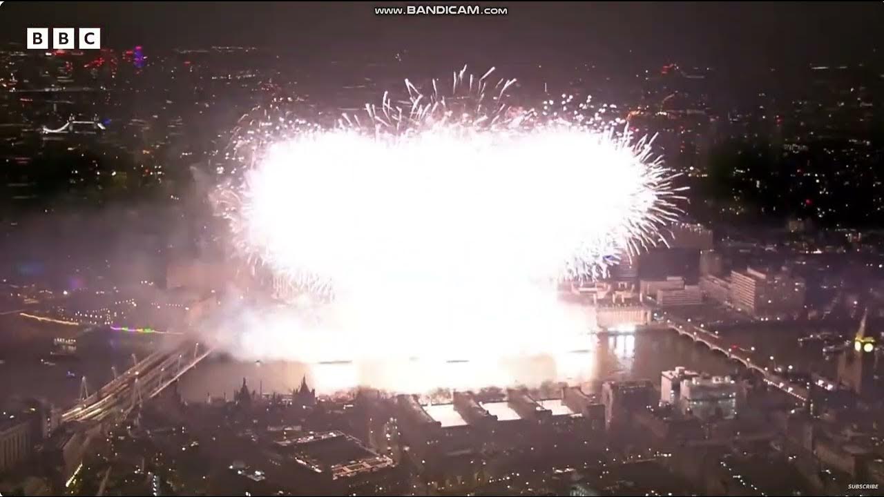 Happy New Year! 🎆 London Fireworks 2027 🔴 BBC Live - YouTube
