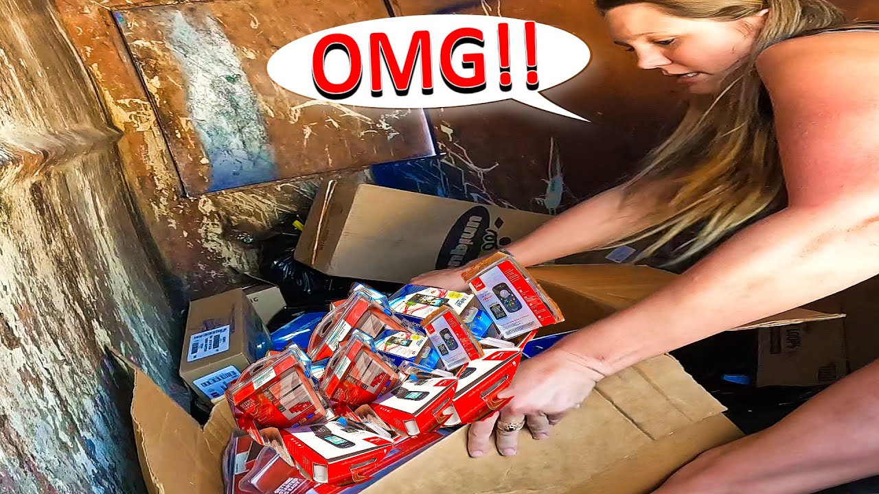 NO WAY! 30 Brand New Phones Found Dumpster Diving - YouTube