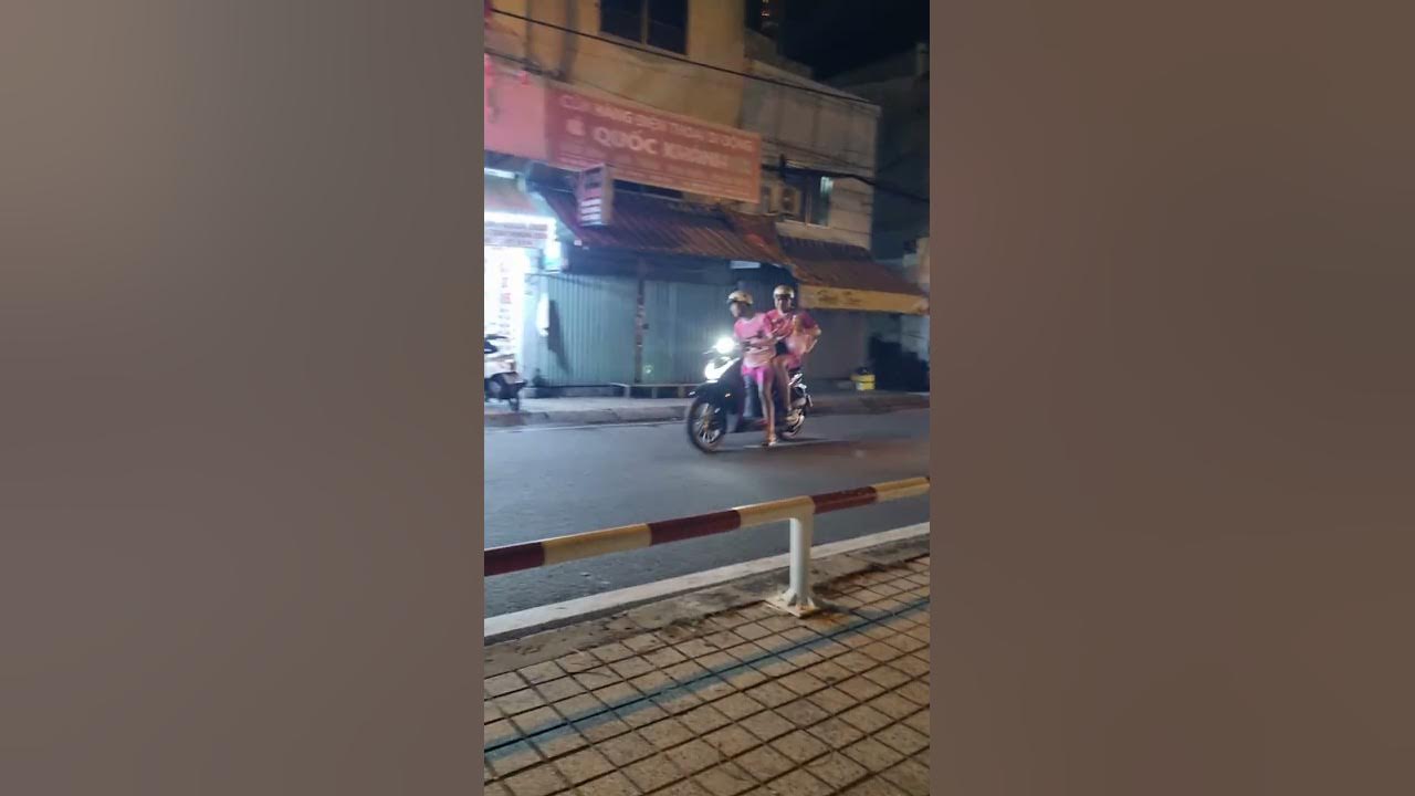 công viên cầu trắng bình long hcm - YouTube