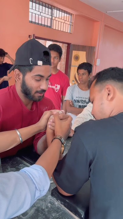 ARM WRESTLING 💪 SCHOOL BOY VS GYM BOY(248)#armwrestling #shorts - YouTube