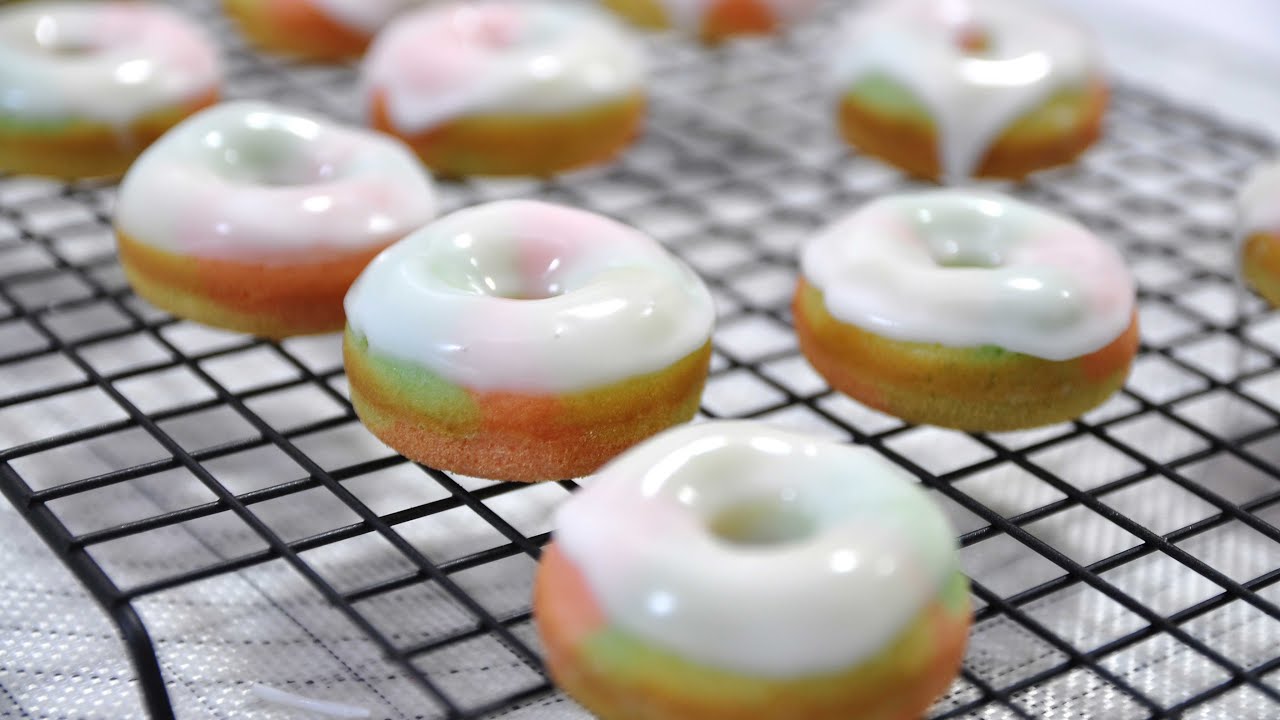 How to Make Mini Rainbow Donuts! - YouTube