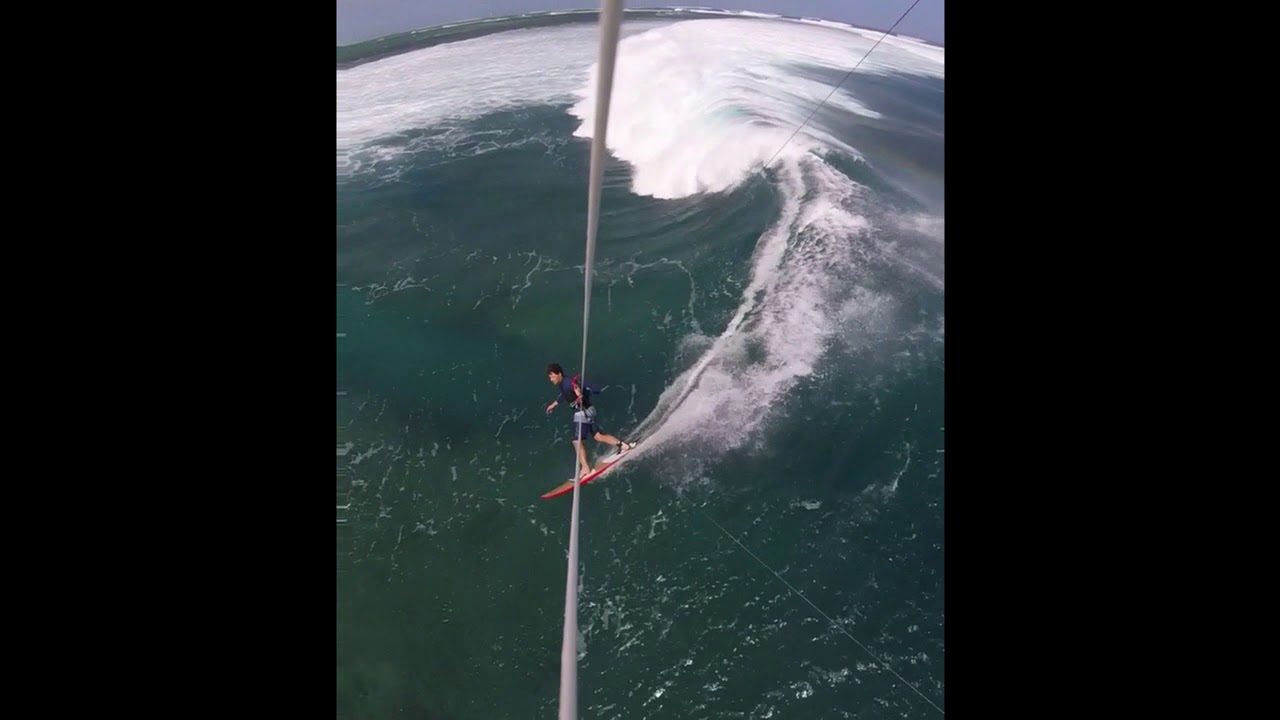Kitesurfing One-eye, Le-Morne Mauritius 2017-Aug. Big wave - YouTube