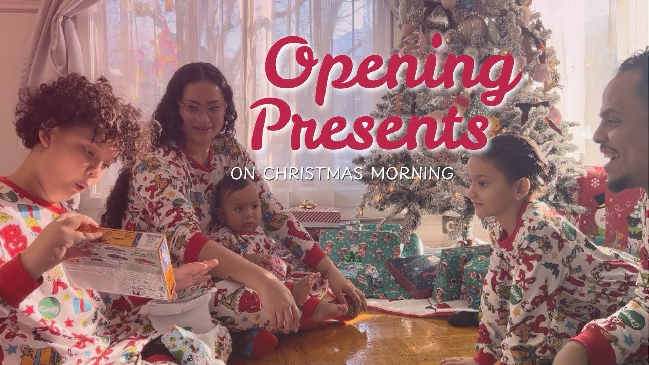 Opening Our Presents On Christmas Morning 🎄🎅🏼 #christmaspresents # ...